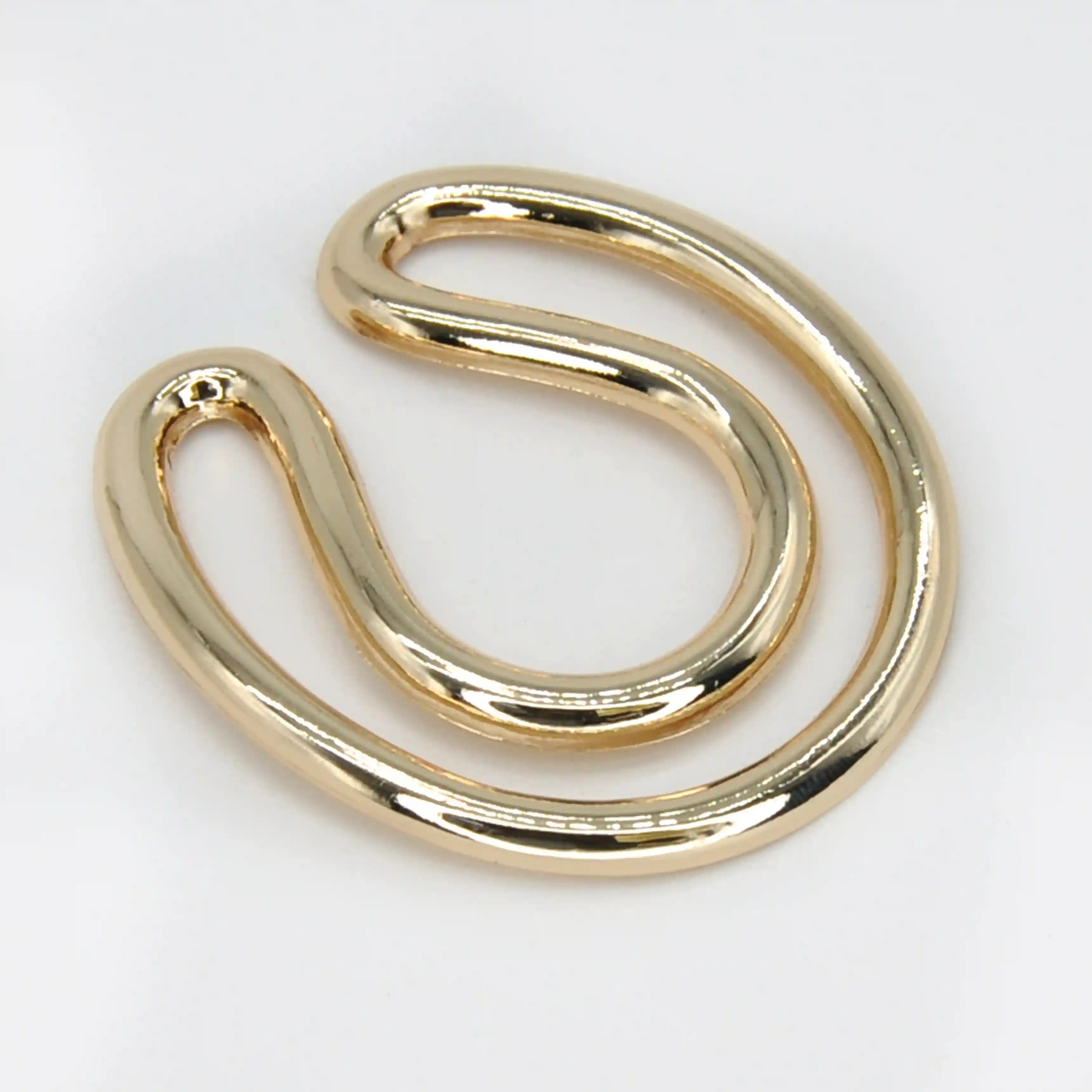 Serpentine Loop Style Buckle – Ani Accessories